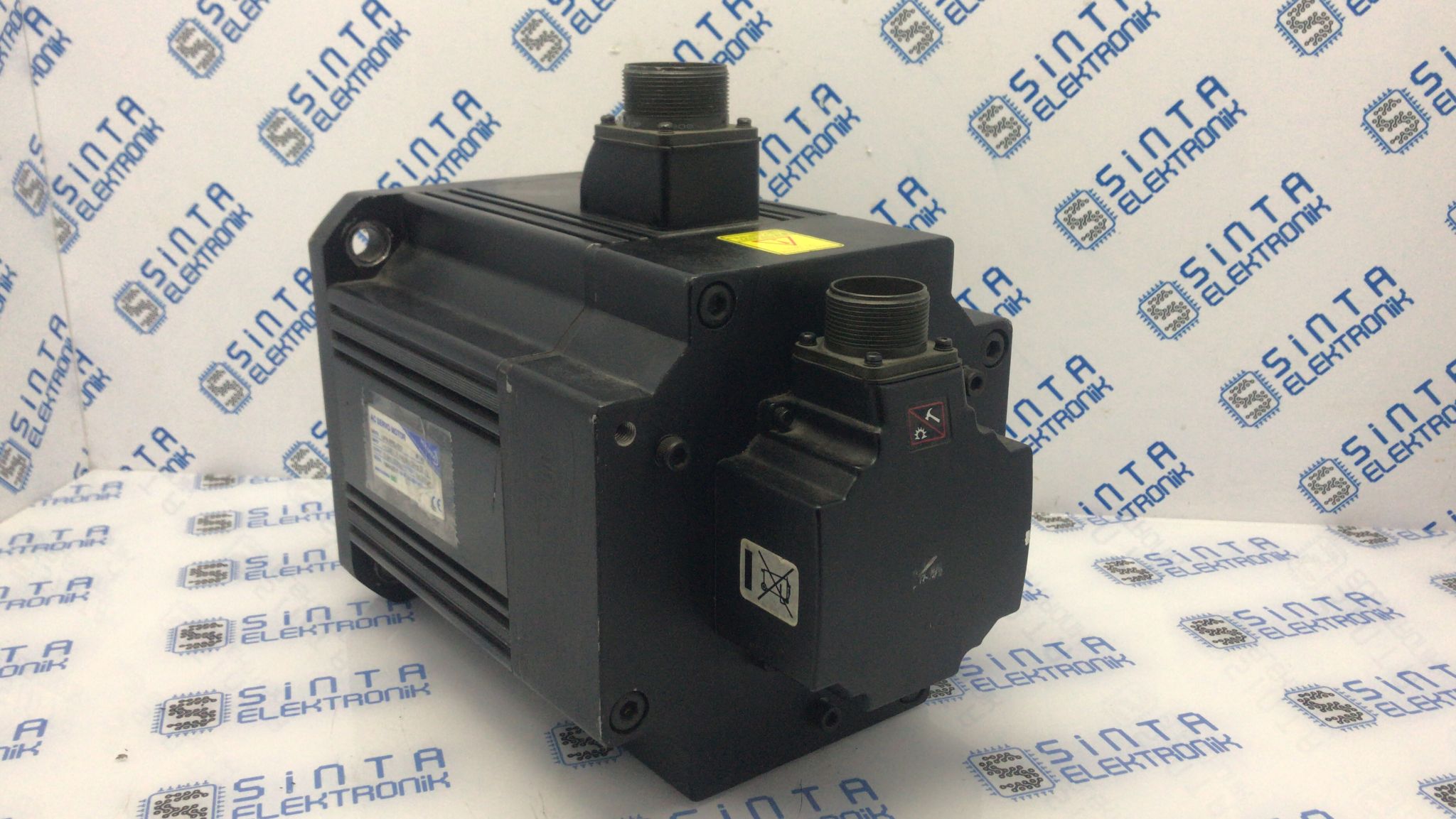 LS APM-SF50AEK2 SERVO MOTOR - Sinta Elektronik