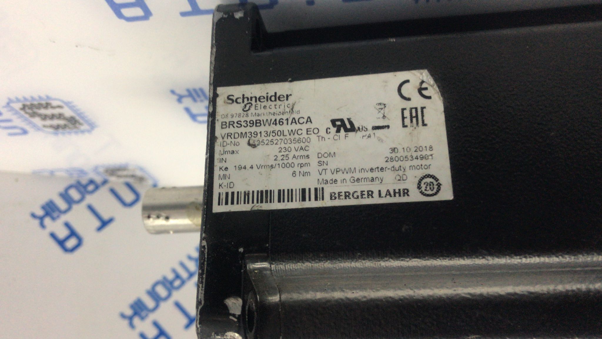 SCHNEIDER BRS39BW461ACA SERVO MOTOR - Sinta Elektronik