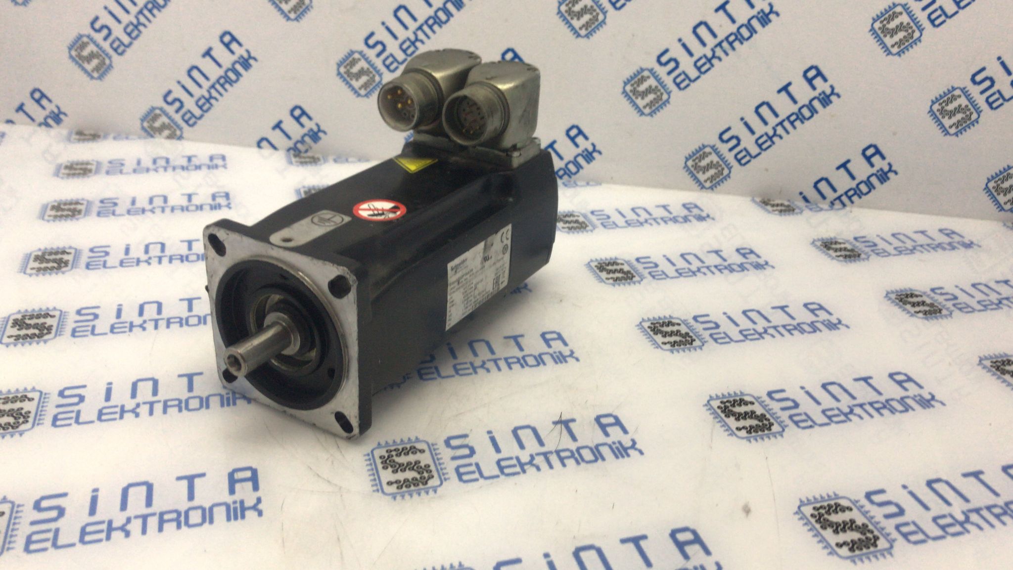 SCHNEIDER BMH0702P16A2A SERVO MOTOR - Sinta Elektronik