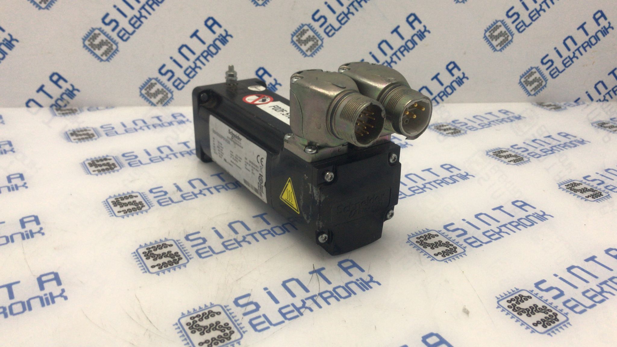 SCHNEIDER BSH0552P01A2A SERVO MOTOR - Sinta Elektronik